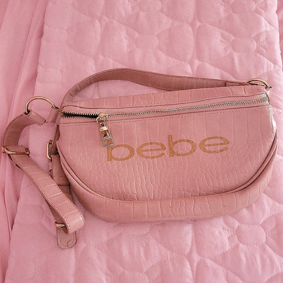 bebe | Bags | Bebe Pink Crossbody Bag With Gold Hardware And Textured ...